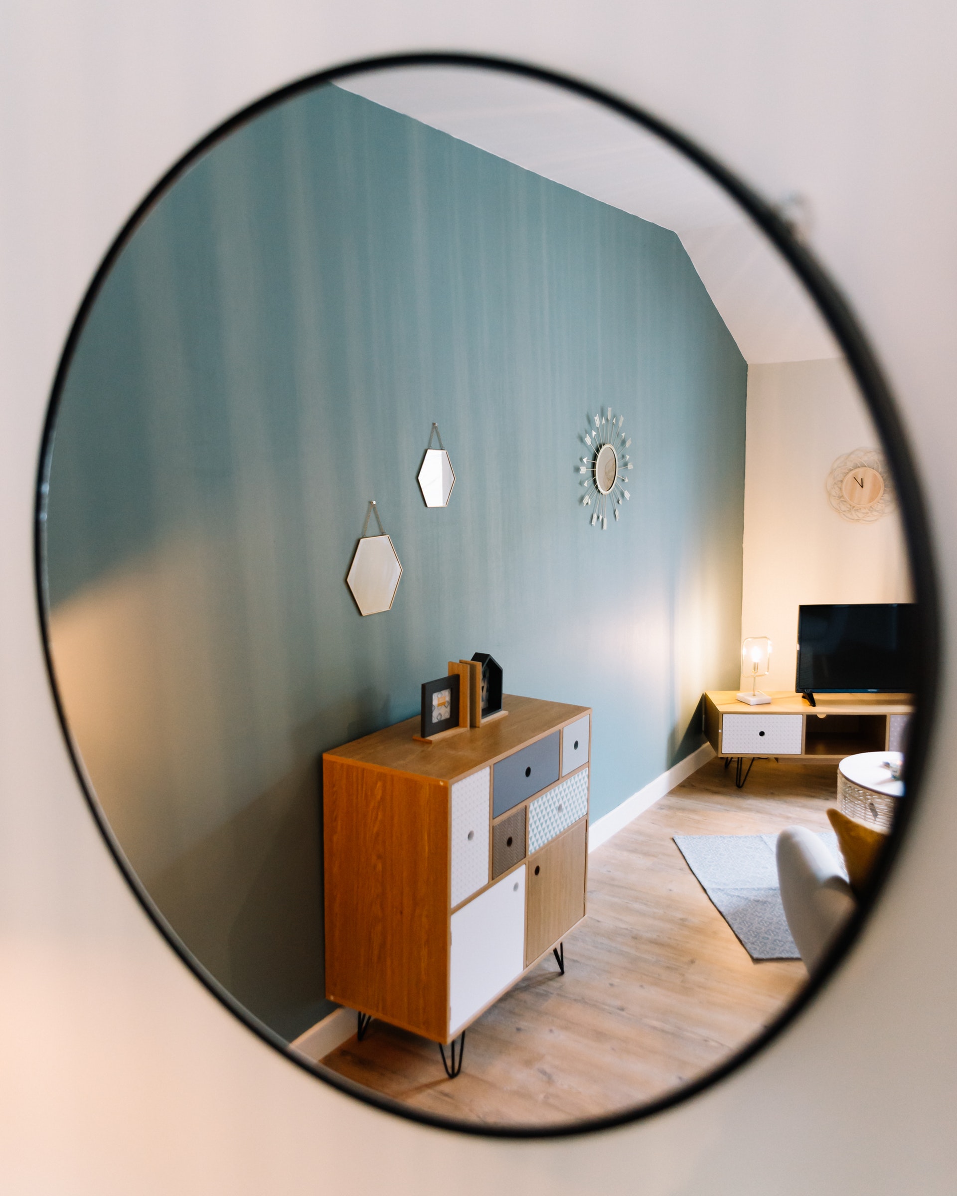 How To Choose A Mirror That Is Great For Your Wall - Home Vanities