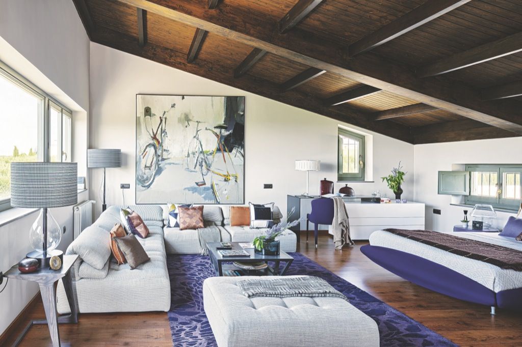How To Pick Great Studio Apartment Furniture - Home Vanities